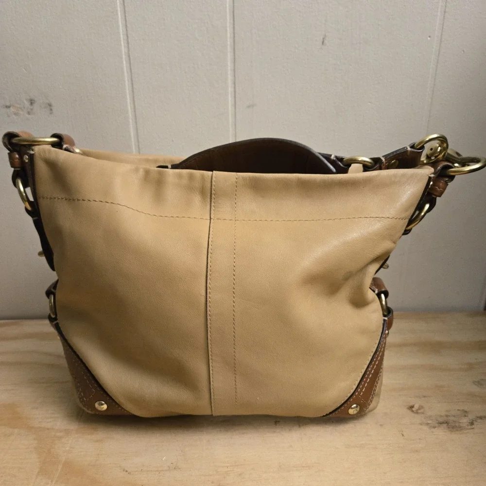 Coach | Bags | Vintage Coach Carly Leather Shoulder Bag 615 Camel Brown ...